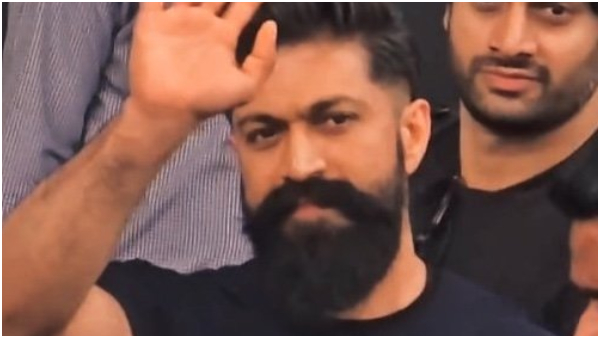Yash New Look: 'ಟಾಕ್ಸಿಕ್‌'ಗಾಗಿ ಹೊಸ ಅವತಾರ ತಾಳಿದ ಯಶ್! | actor yash toxic movie new look goes viral ...