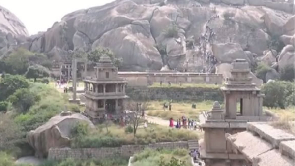 ಚಿತ್ರದುರ್ಗ ಜಿಲ್ಲೆಯಲ್ಲಿ ₹11,00,00,000 ವೆಚ್ಚದ ಕಾಮಗಾರಿಗಳಿಗೆ ಭೂಮಿ ಪೂಜೆ-ಮಾಹಿತಿ ಇಲ್ಲಿದೆ | Worth of ₹11 ...