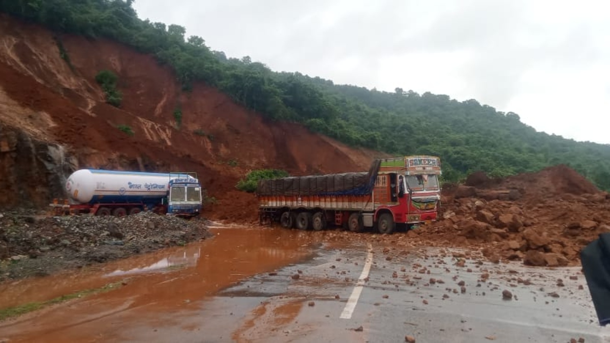 Breaking News: ಅಂಕೋಲಾದ ಶಿರೂರಿನಲ್ಲಿ ಗುಡ್ಡ ಕುಸಿತ, ನದಿಯಲ್ಲಿ ಲಾರಿ ಪತ್ತೆ ...