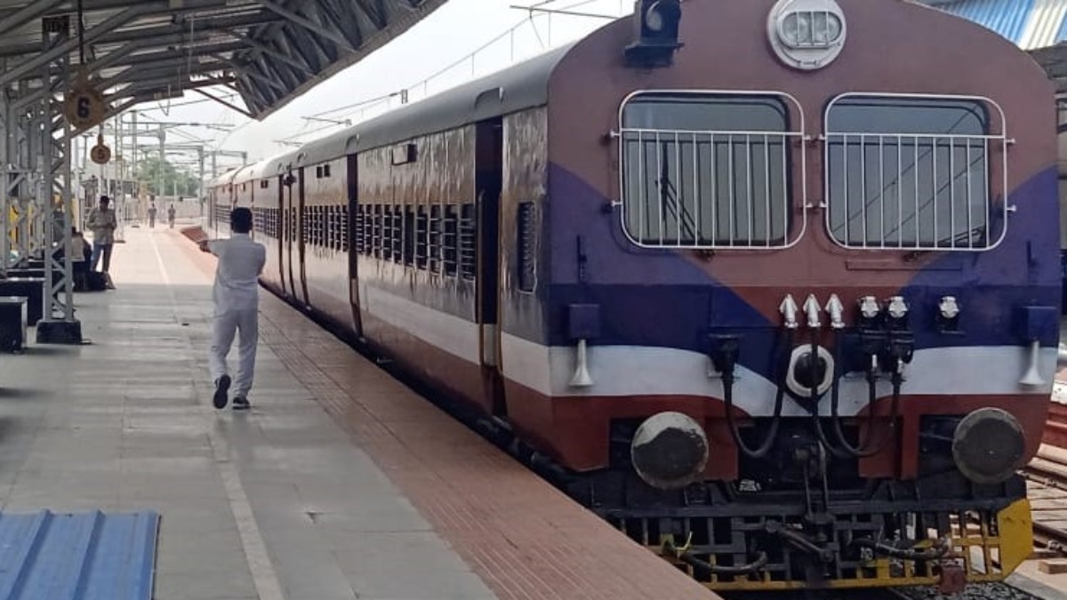 ತುಮಕೂರು-ಬೆಂಗಳೂರು ನಡುವೆ 2 ಮೆಮು ರೈಲು: ವೇಳಾಪಟ್ಟಿ, ನಿಲ್ದಾಣಗಳು | New MEMU ...