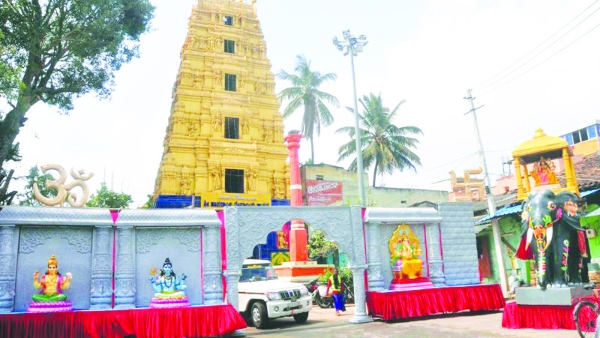 ಹಾಸನದಲ್ಲಿ ಶಕ್ತಿದೇವತೆ ಹಾಸನಾಂಬೆ ನೆಲೆನಿಂತಿದ್ದೇಗೆ? ದೇವಿಯ ವೈಶಿಷ್ಟ್ಯವೇನು ...