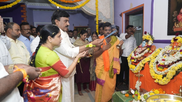 ಉಪ ಚುನಾವಣೆ: ಸಂಡೂರಿನಲ್ಲಿ ಮನೆ ಮಾಡಿದ ಜನಾರ್ದನ ರೆಡ್ಡಿ! | Sandur By Election ...