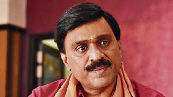 'ಸಿಎಂ ಬಂದ್ರೆ ನಂಗೇನು..' ಅಂತ ಡಿವೈಡರ್‌ ಮೇಲೆ ಕಾರು ಹತ್ತಿಸಿದ ಜನಾರ್ದನ ರೆಡ್ಡಿ ...