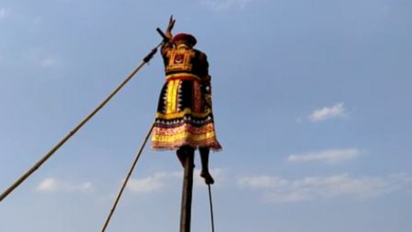 ಫೆ. 14ಕ್ಕೆ ಮೈಲಾರ ಕಾರ್ಣಿಕೋತ್ಸವ: ಕಾರ್ಣಿಕ ಕೇಳಲು ಕಾದು ಕೂತ ಜನ | Mylara ...