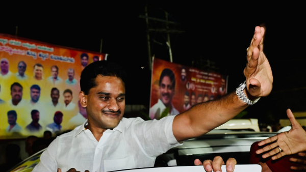 ಬಳ್ಳಾರಿ: ಶಾಸಕರ ಕಛೇರಿಗೆ ಬಾಂಬ್ ಬೆದರಿಕೆ ಸಂದೇಶ | Bomb Threat Call For Ballari Congress MLA Nara ...