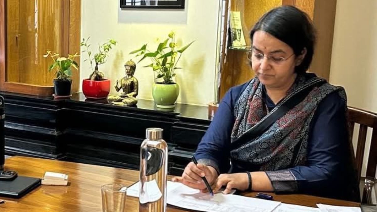 IAS: ರಶ್ಮಿ ಮಹೇಶ್ ಸೇರಿ ಹಲವು ಐಎಎಸ್ ಅಧಿಕಾರಿಗಳ ವರ್ಗಾವಣೆ | IAS Officers ...