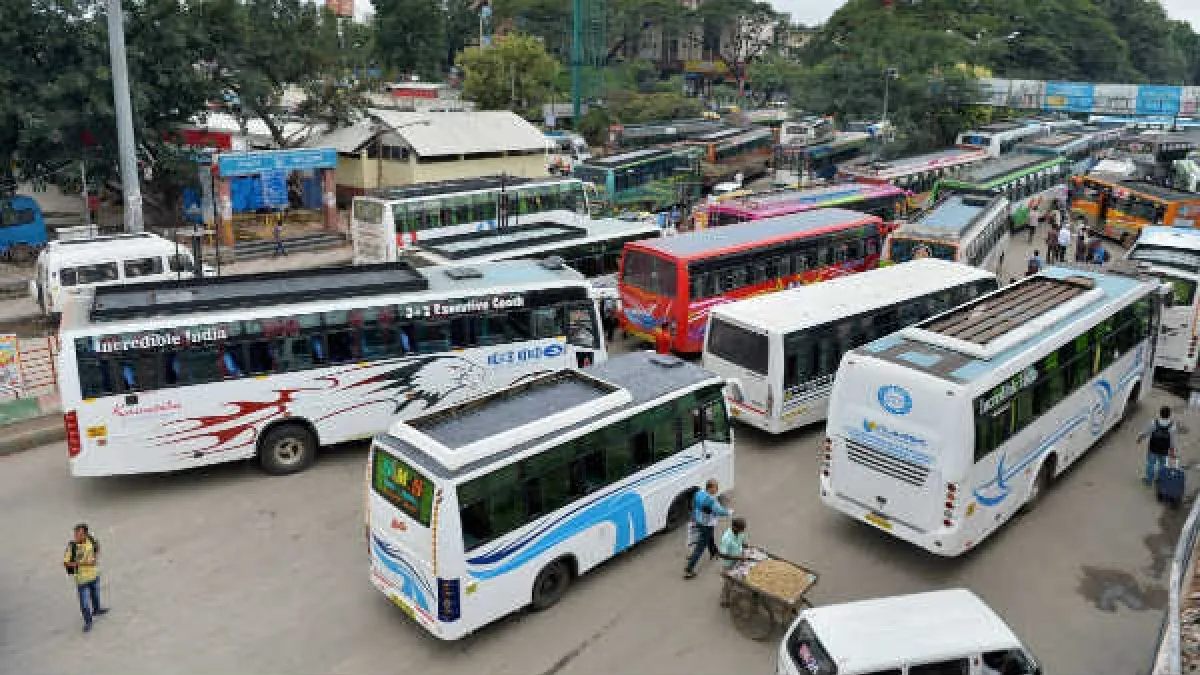 ಸಾಲು ಸಾಲು ರಜೆ: ಖಾಸಗಿ ಬಸ್ ಟಿಕೆಟ್ ದರ ಕೇಳಿ ಪ್ರಯಾಣಿಕರು ಶಾಕ್ | karnataka ...