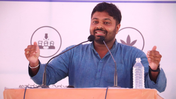 ಅಧಿಕೃತ ಘೋಷಣೆಗೂ ಮುನ್ನ ಕಾಂಗ್ರೆಸ್‌ ನಾಯಕನಿಗೆ MLC ಪಟ್ಟ, ಸಂಭ್ರಮಾಚರಣೆ! | Niketh Raj Maurya Celebrated ...