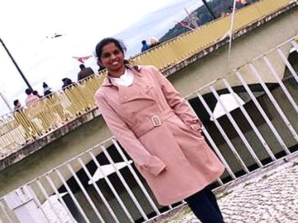 government help rima rajan for foreign scholarship. - Malayalam Oneindia