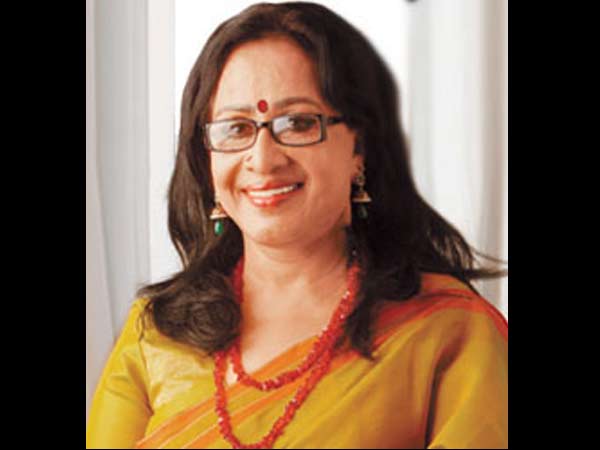 Actress Sheela about girl's travel at night - Malayalam Oneindia