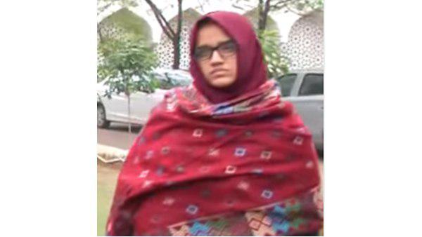 Jamia Student Ayesha Renna dropped from CAA protest programme after CPm ...