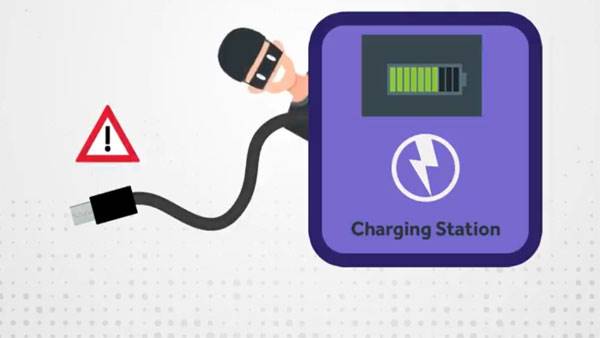 Kerala Police Warns Phone Charging In Public Places Says It cause juice jacking - Malayalam Oneindia