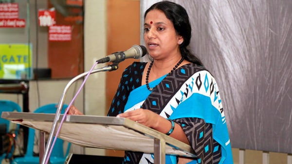 Actress jolly chirayath says Artists like us cannot take Amma ...