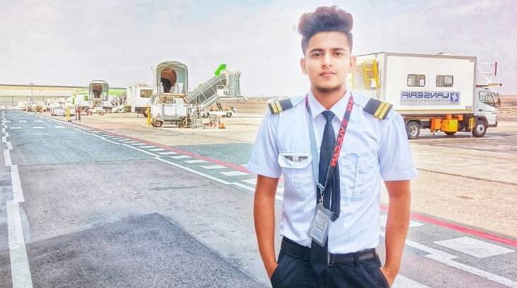 Transmen Pilot Adam Harry | ആദം ഇനി പറക്കും; സ്വപ്‌നങ്ങള്‍ ചിറകുകള് ...