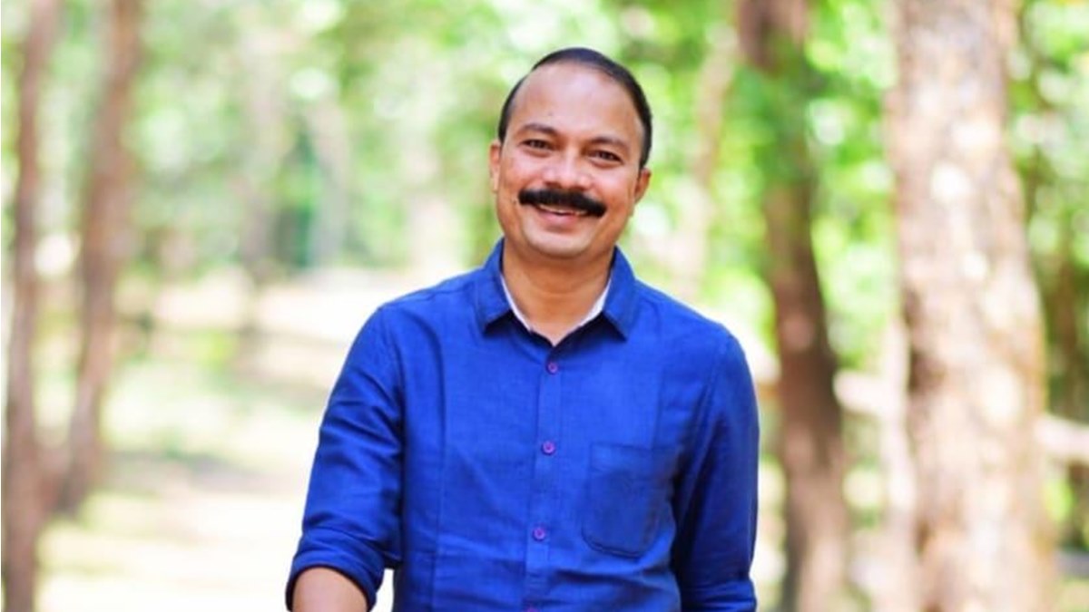 കോൺ ഗ്രസ് വിട്ട് സി പി എമ്മിലെത്തിയ പി എസ് പ്രശാന്ത് തിരുവിതാംകൂ ...