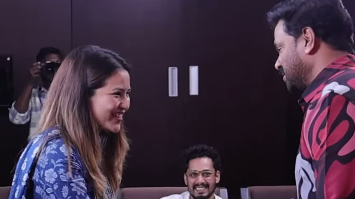 കാത്ത് കാത്തിരുന്ന ഫാന്‍ഗേള്‍ മൊമന്റ്; ദിലീപിനെ കാണാന്‍ നേപ്പാളില്‍ നിന്നൊരു ആരാധിക, വീഡിയോ ...