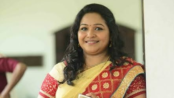 'പൈസ കിട്ടും എന്ന് വെച്ച് കൂടെയുള്ളവരെ മോശമായി പറയരുത്.. പക്ഷെ,'; ലൗഡ് ...