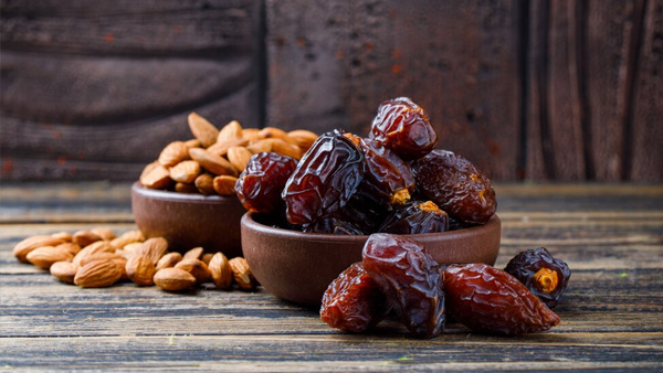 Food Tips: You Can Identify Real Dates From Fake Ones By These Simple ...