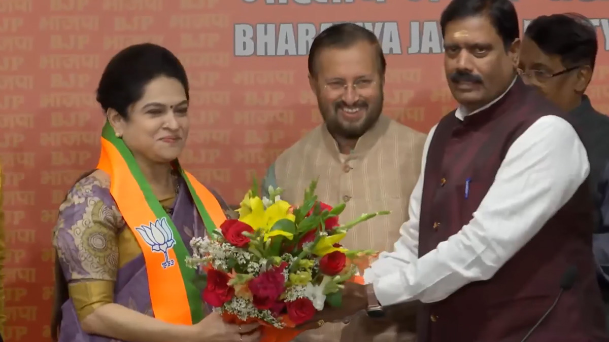 പത്മജ വേണുഗോപാല്‍ ബിജെപിയില്‍; വലിയ സന്തോഷത്തിലെന്ന് പത്മജ Congress ...