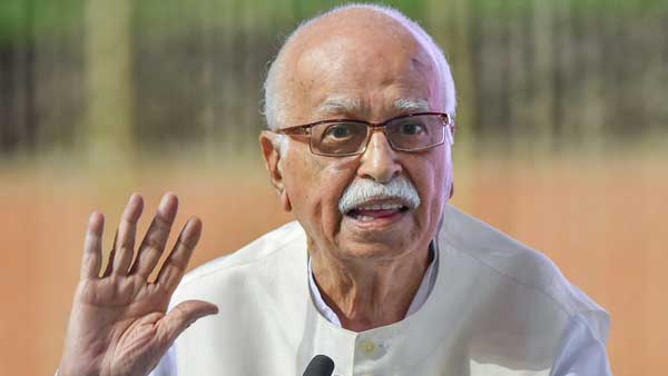 എല്‍കെ അദ്വാനി വീണ്ടും ആശുപത്രിയില്‍, മുഴുവന്‍ സമയ നിരീക്ഷണത്തില് ...