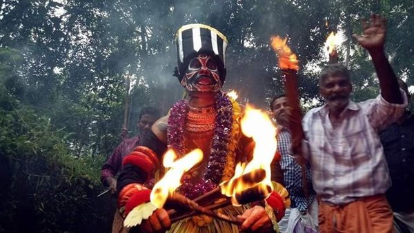 'കലിയാ... കലിയാ.. കൂയ്': കാർഷിക സംസ്കൃതിയുടെ ഓർമ്മപുതുക്കി, കലിയനെ ...