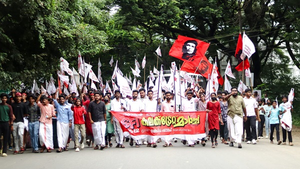 കലാലയങ്ങളില്‍ കെഎസ്‌യവാണ് ട്രെന്‍ഡിങ്: എസ്എഫ്ഐ കോട്ടകള്‍ ഒരോന്നായി ...