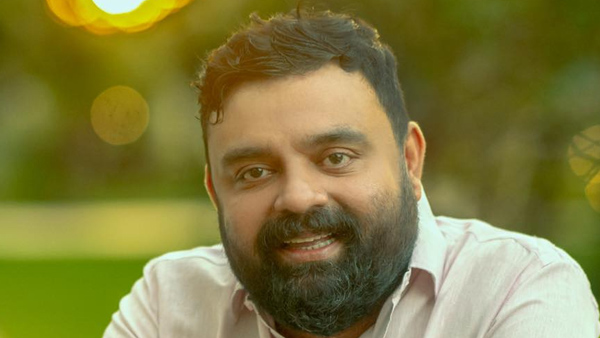 Food Vlogger Mrinal Das's Befitting Reply On Allegation Against His ...