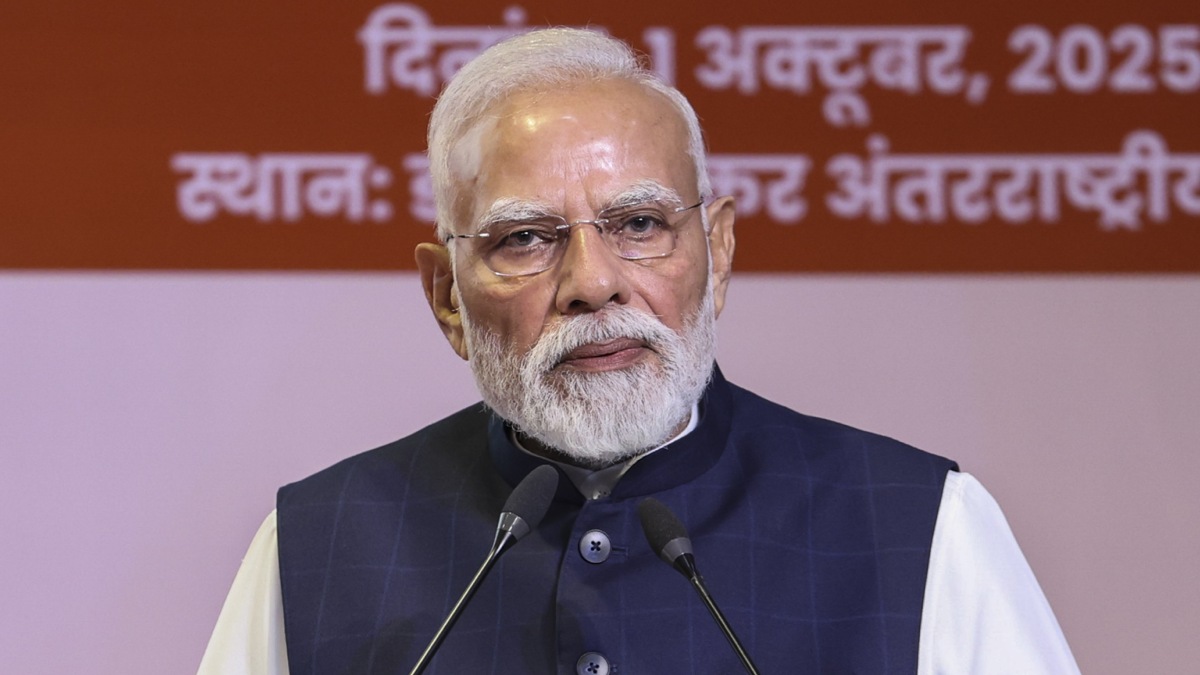 PM Modi releases Rs 100 coin at RSS event; First time Bharat Mata on indian currency | ആർഎസ്എസ് ...