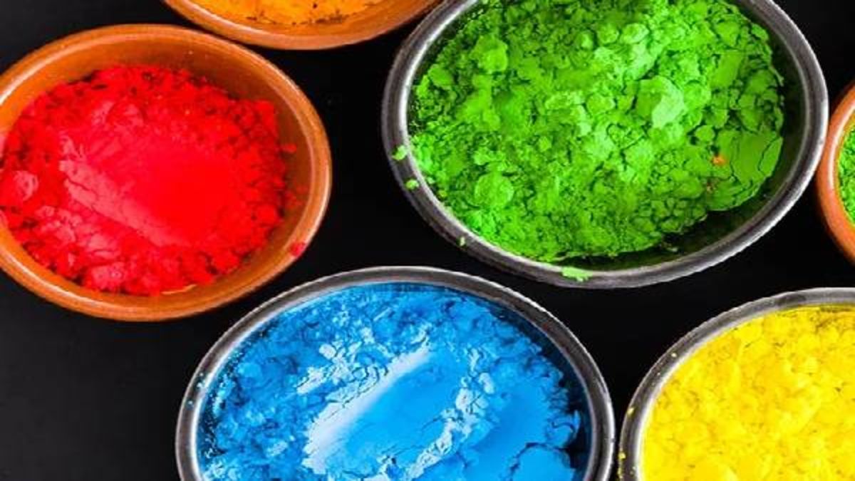 holi 2025 how to make natural herbal holi colours at home in Marathi ...