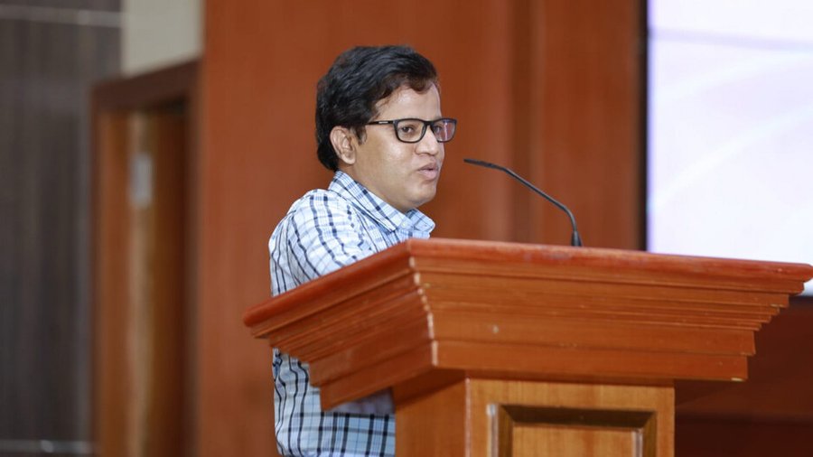 ବରିଷ୍ଠ ଆଇଏଏସ୍ ନିକୁଞ୍ଜ ଧଳ ହେଲେ ନୂଆ SRC | Senior IAS Nikunja Dhal becomes ...