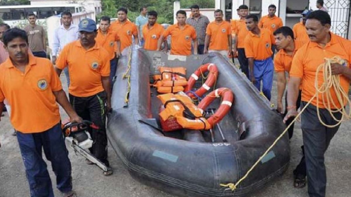 ବନ୍ୟା ସତର୍କତା : 9 ଜିଲ୍ଲାରେ 10 ଓଡ୍ରାଫ୍ ଓ ଏନଡିଆରଏଫ୍ ଟିମ୍ ମୁତୟନ, ସଜାଗ ...