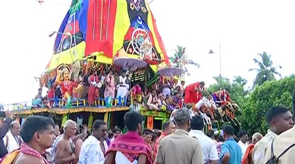 ଅଧା ବାଟରେ ଫସିଲା ବଳଦେବ ଜୀଉଙ୍କ ବ୍ରହ୍ମ ତାଳଧ୍ୱଜ ରଥ | Ratha Yatra In ...