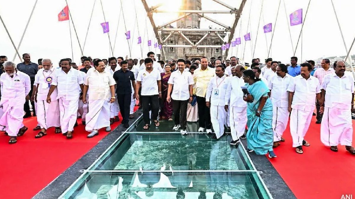 ସମୁଦ୍ରରେ ଭାରତର ପ୍ରଥମ କାଚ ବ୍ରିଜ୍ ଉଦଘାଟିତ | 77-Metre-Long, 10-Metre Wide ...