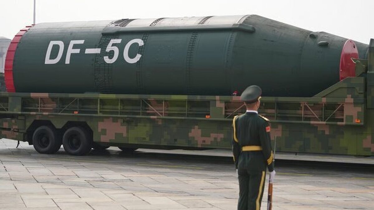 ସେନା ପରେଡରେ ପ୍ରଥମ ଥର ପାଇଁ ଚୀନ୍ ପ୍ରଦର୍ଶନ କଲା ବିପଦପୂର୍ଣ୍ଣ DF-5C ପରମାଣୁ କ୍ଷେପଣାସ୍ତ୍ର, ସମଗ୍ର ବିଶ୍ୱ ...