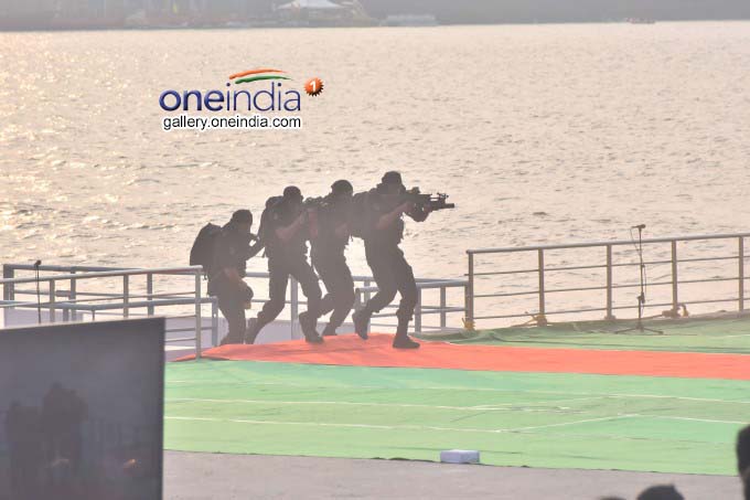 PHOTOS: Navy Show At Punnami Ghat In Vijayawada- Photo Gallery, Images ...