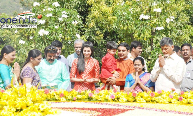 PHOTOS: AP CM N CM N Chandrababu Naidu And His Family Celebrates ...