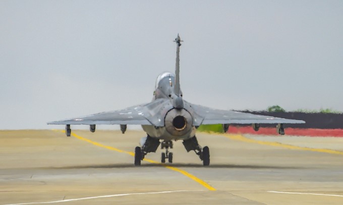 Defence Minister Rajnath Singh Flies Fighter Jet Tejas In Bengaluru ...