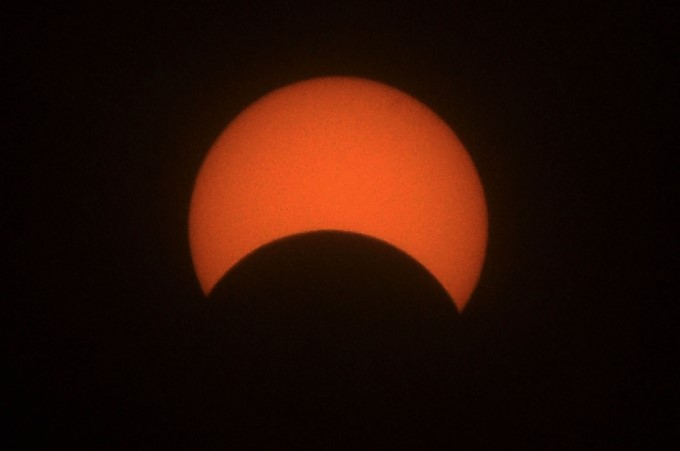 Solar Eclipse December 2019: Ring Of Fire Photos: HD Images, Pictures ...