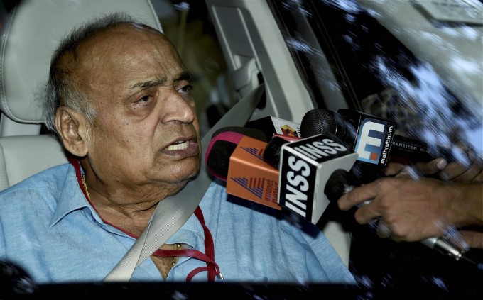 Former Union Minisiter Veerendra Kumar Passes Away - Oneindia