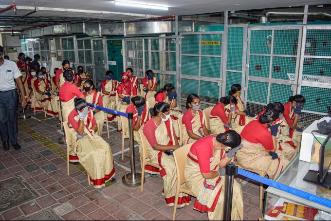 News in Pics (20 June 2020)) | Photos of Top News Today - Oneindia