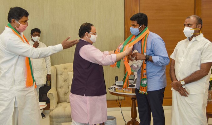 Former IPS officer K Annamalai joins BJP, in New Delhi - Oneindia