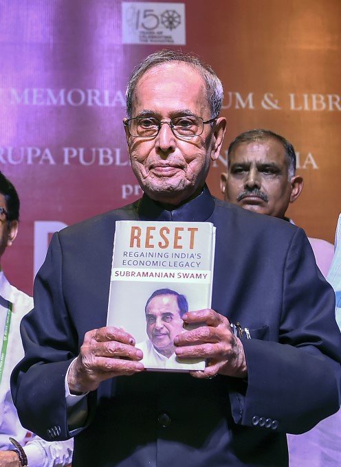 File Photos Of Former President Pranab Mukherjee - Oneindia