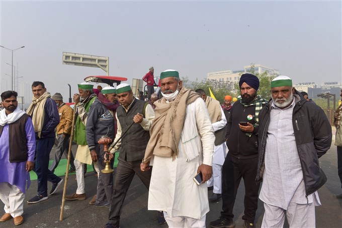 Farmers Across India Protest Against Farm Law - Oneindia