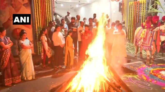 Bhogi Festival celebrates in Tamilnadu - Oneindia