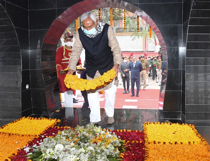 Leaders Pay Tribute to Mahatma Gandhi on his Death anniversary - Oneindia