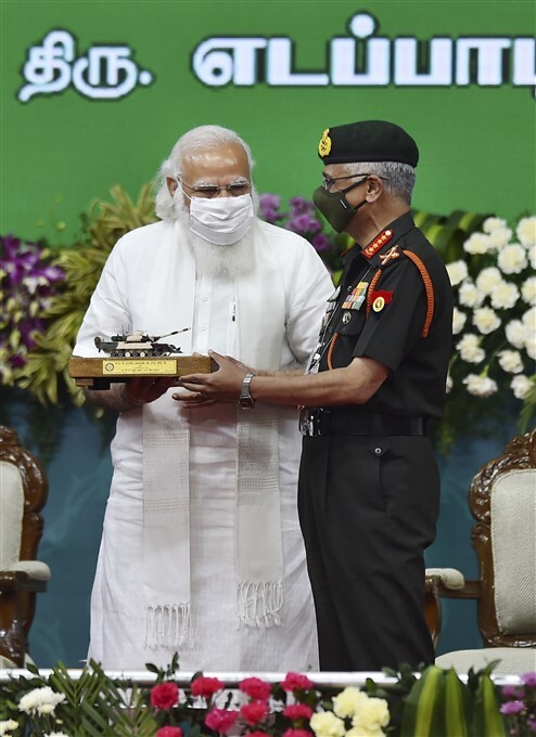PM Modi handing over the indigenously developed Arjun Main Battle Tanks ...