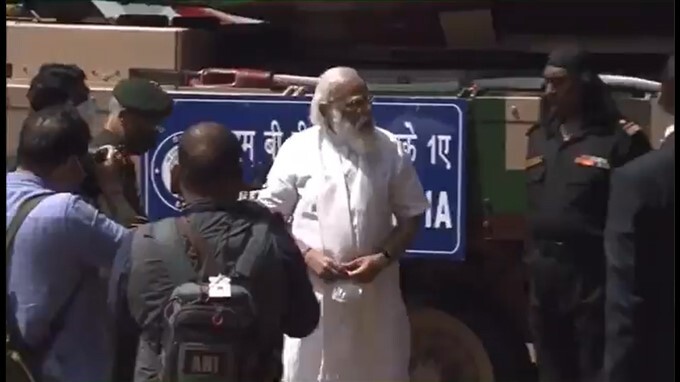 PM Modi handing over the indigenously developed Arjun Main Battle Tanks ...