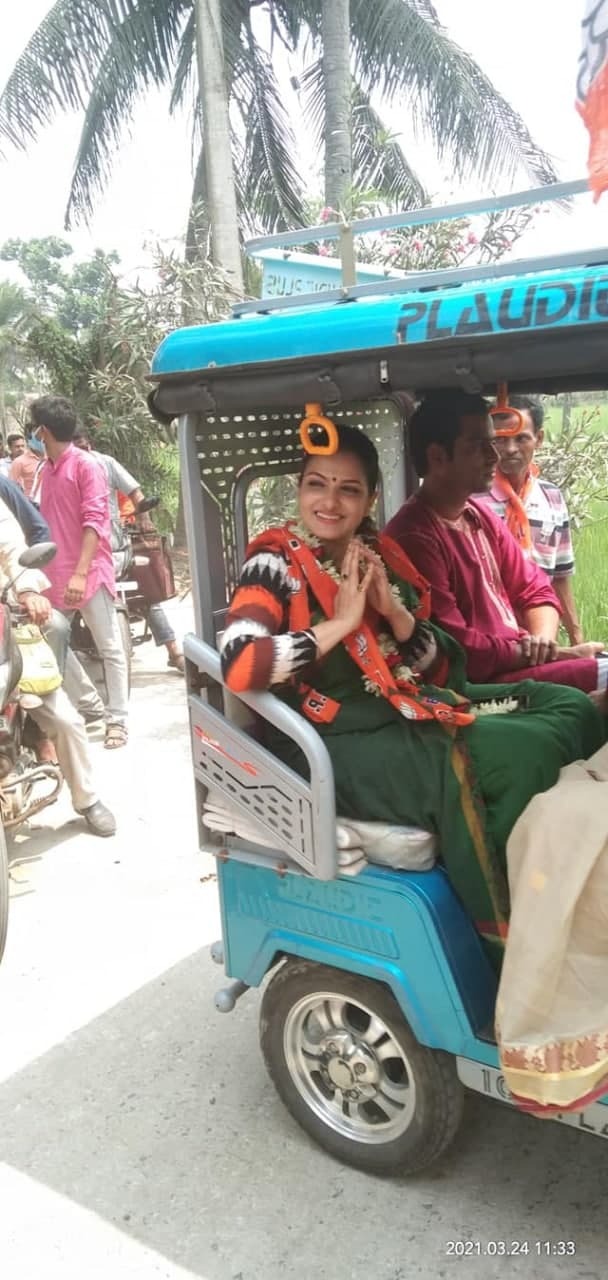 হাওড়ার শ্যামপুরে প্রচারে বিজেপি প্রার্থী তনুশ্রী চক্রবর্তী | Campaign ...