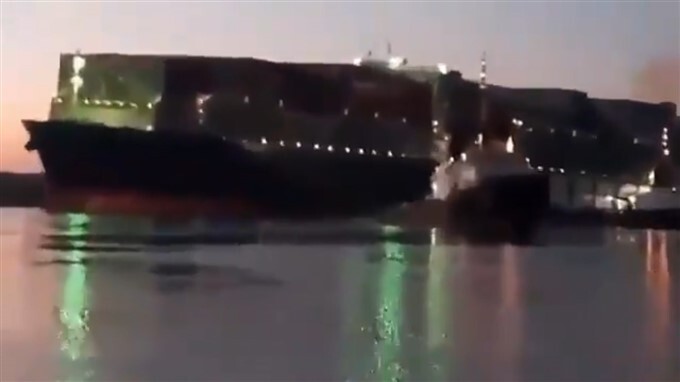 Ever Given container ship refloated At Suez Canal - Oneindia