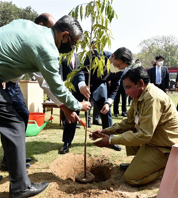 South Korean Minister of National Defence Suh Wook 3 day Visit To India ...